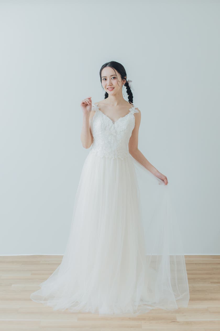 ウェディングドレスの画像1