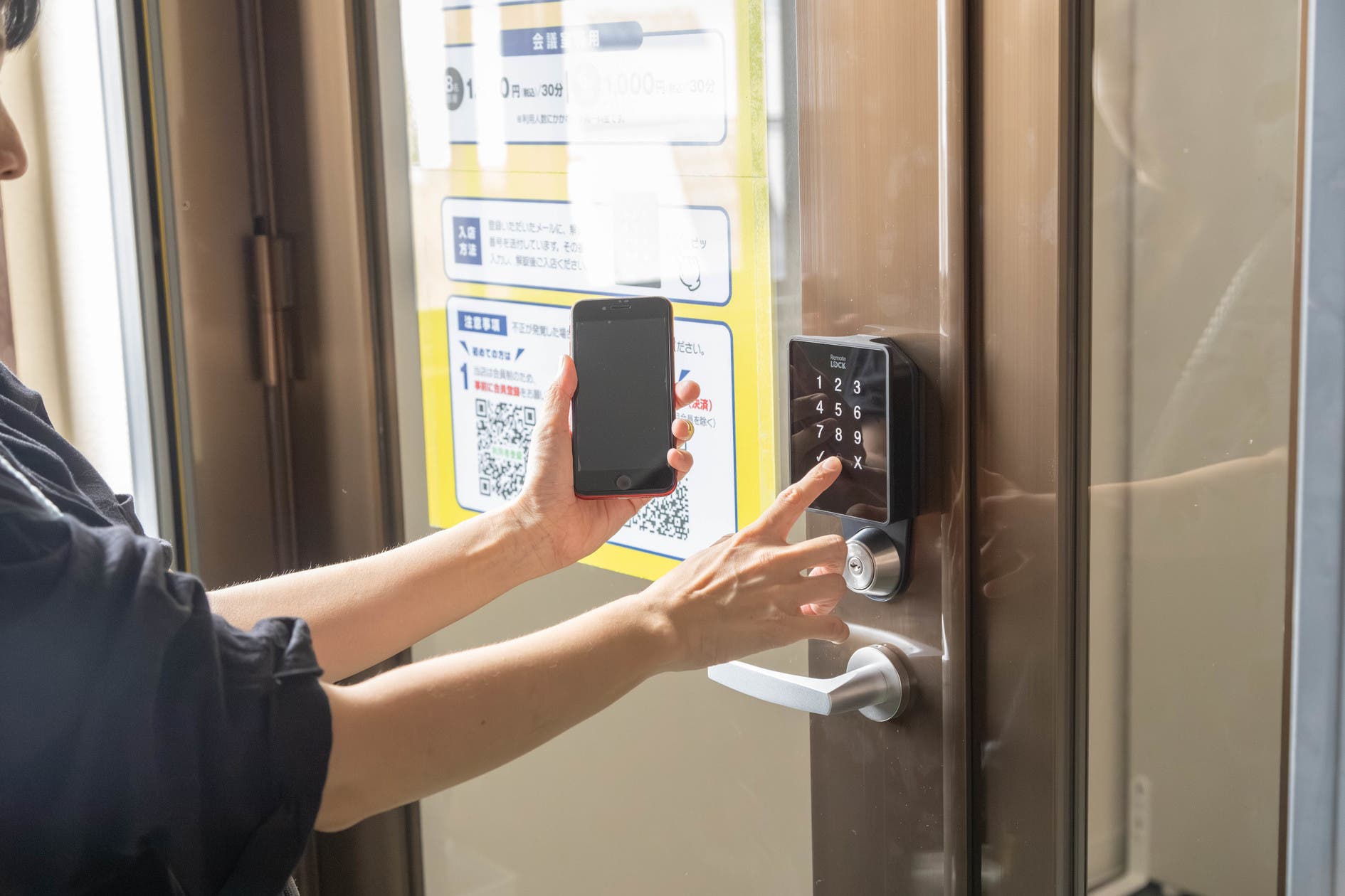 JR岡崎駅西口徒歩１分のコワーキングスペース（フリースペース、半個室ブース、ソファ席）の写真6