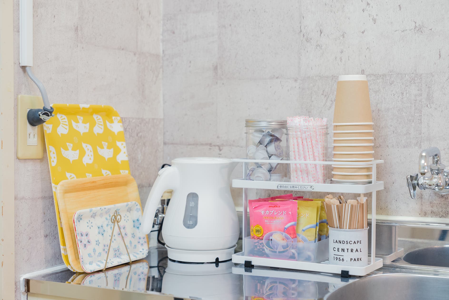 トップホスト✨名駅徒歩4分🌟おしゃれ・爽やか空間🌟打合わせ・テレワーク・動画視聴など★24時間★9名可★プロジェクター・TVの写真6