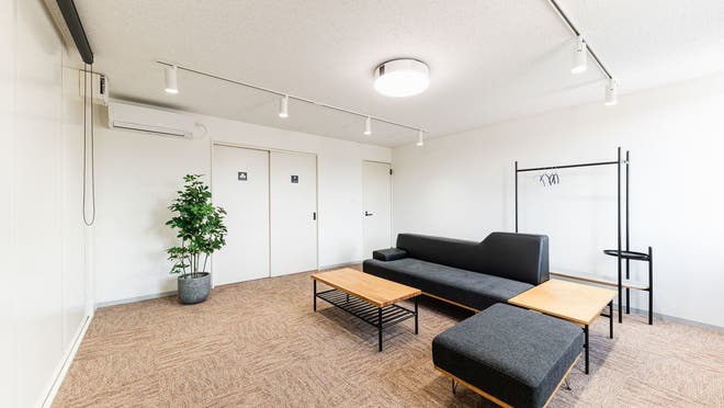 【Living2】✨U-SPACE山梨店✨リビングをイメージしたちょっとした集まりに最適のスペースです♪Wi-Fi/甲斐市の写真3