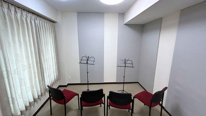 roomK【銀座駅 1分】歌唱・発声練習・楽器演奏OK!の写真2