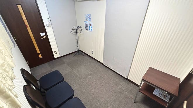 roomR【銀座駅 1分】歌唱・発声練習・楽器演奏OK!の写真3