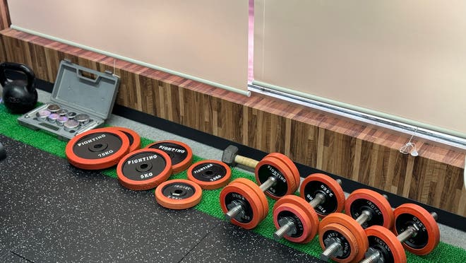 【地域最安値!】北千住駅徒歩5分/レンタルトレーニングジム/施術ベッドも完備/完全貸切/合同トレにもの写真3