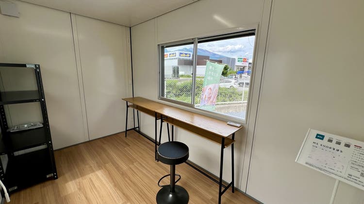 【Shop】✨U-SPACE佐久北インター店✨物販などの商売を始めてみたい方に最適のスペースです♪Wi-Fi/小諸市の写真1