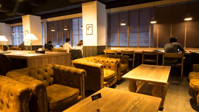 【1~4ソファ席】神保町駅徒歩1分/有人受付/デザイナーズ/電源Wi-Fi完備で商談やWeb会議に最適の写真4