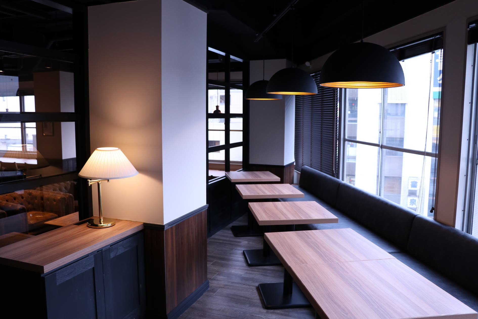 【オープン席】神保町駅徒歩1分！フリードリンク/Wi-Fi/充電器/テレワークや商談に最適の写真2