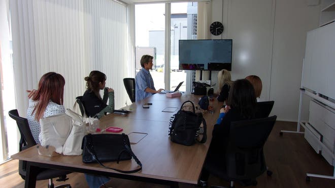 【Meeting】✨U-SPACE八戸店✨会議や打ち合わせにぴったりのオフィススペースです♪Wi-Fi/八戸市の写真6