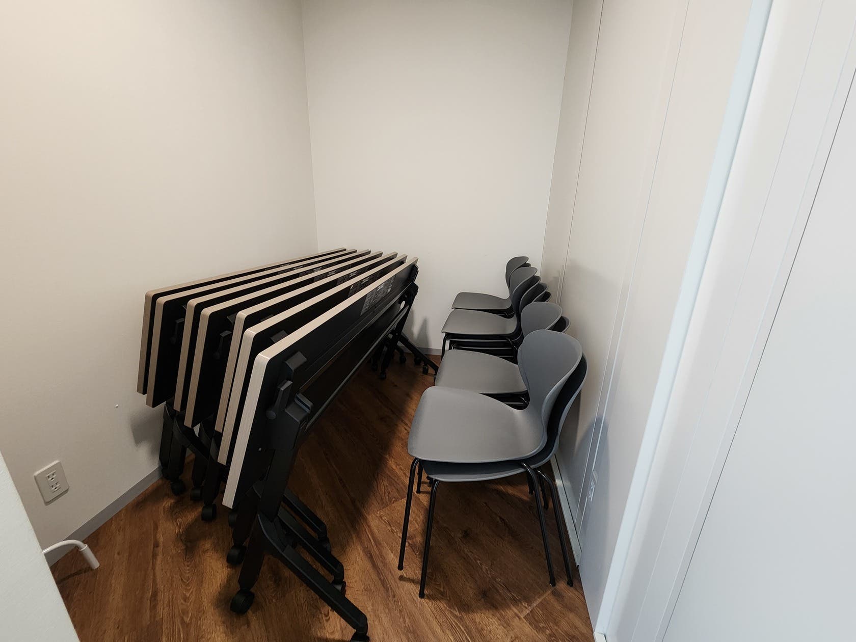 【Community】✨U-SPACE岐阜店✨大鏡やプロジェクターなどが充実しています♪Wi-Fi/岐阜市の写真17