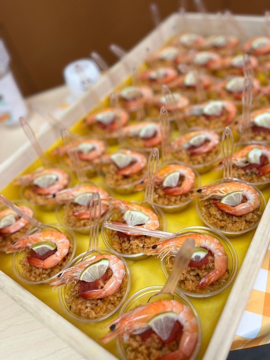 ケータリングサービス　プレミアムお魚パエリアオードブルプランの画像1