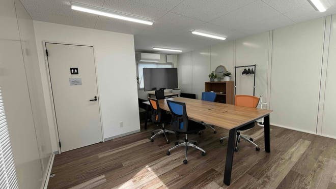 【Meeting1】✨U-SPACE倉敷連島店✨会議や打ち合わせにぴったりのオフィススペースです♪Wi-Fi/倉敷市の写真1