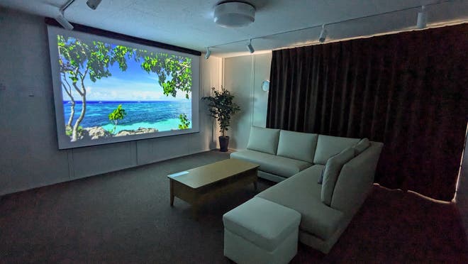 【Living】✨U-SPACE倉敷連島店✨映画鑑賞や打ち合わせスペースとしてもご利用いただけます♪Wi-Fi/倉敷市の写真6