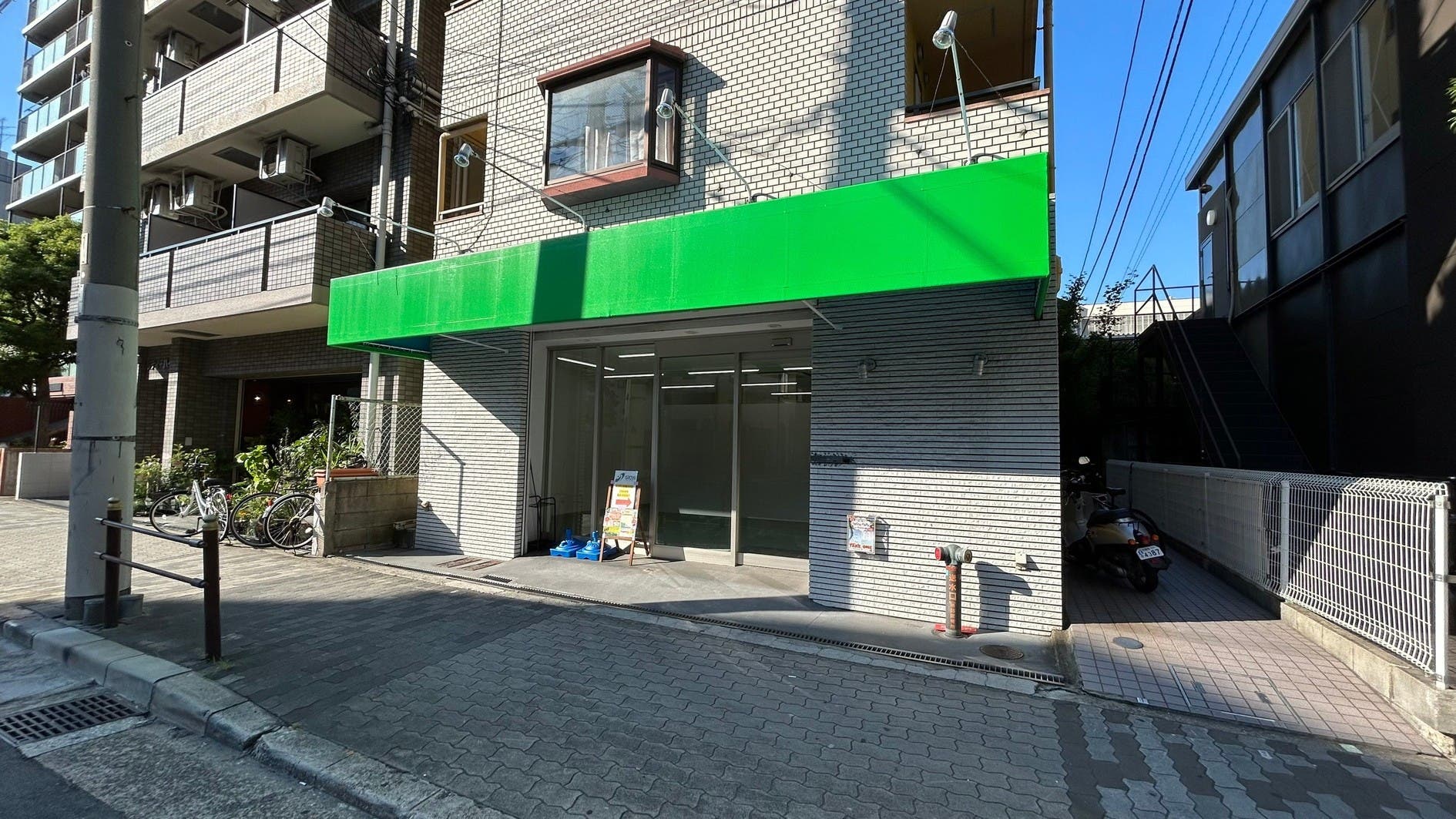 JR美章園駅から徒歩5分の好立地で撮影、芝居練習、ヨガ・ピラティス・ダンスレッスンなど、多彩な用途に対応できる多機能スペースですの写真6