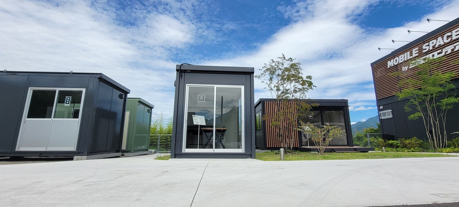 【Living】✨U-SPACE富士吉田店✨リビングをイメージしたちょっとした集まりに最適のスペースです♪Wi-Fi/富士吉田市の写真6