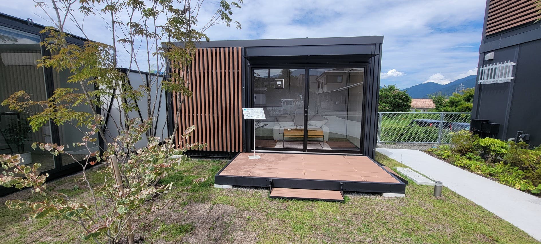 【Living】✨U-SPACE富士吉田店✨リビングをイメージしたちょっとした集まりに最適のスペースです♪Wi-Fi/富士吉田市の写真5