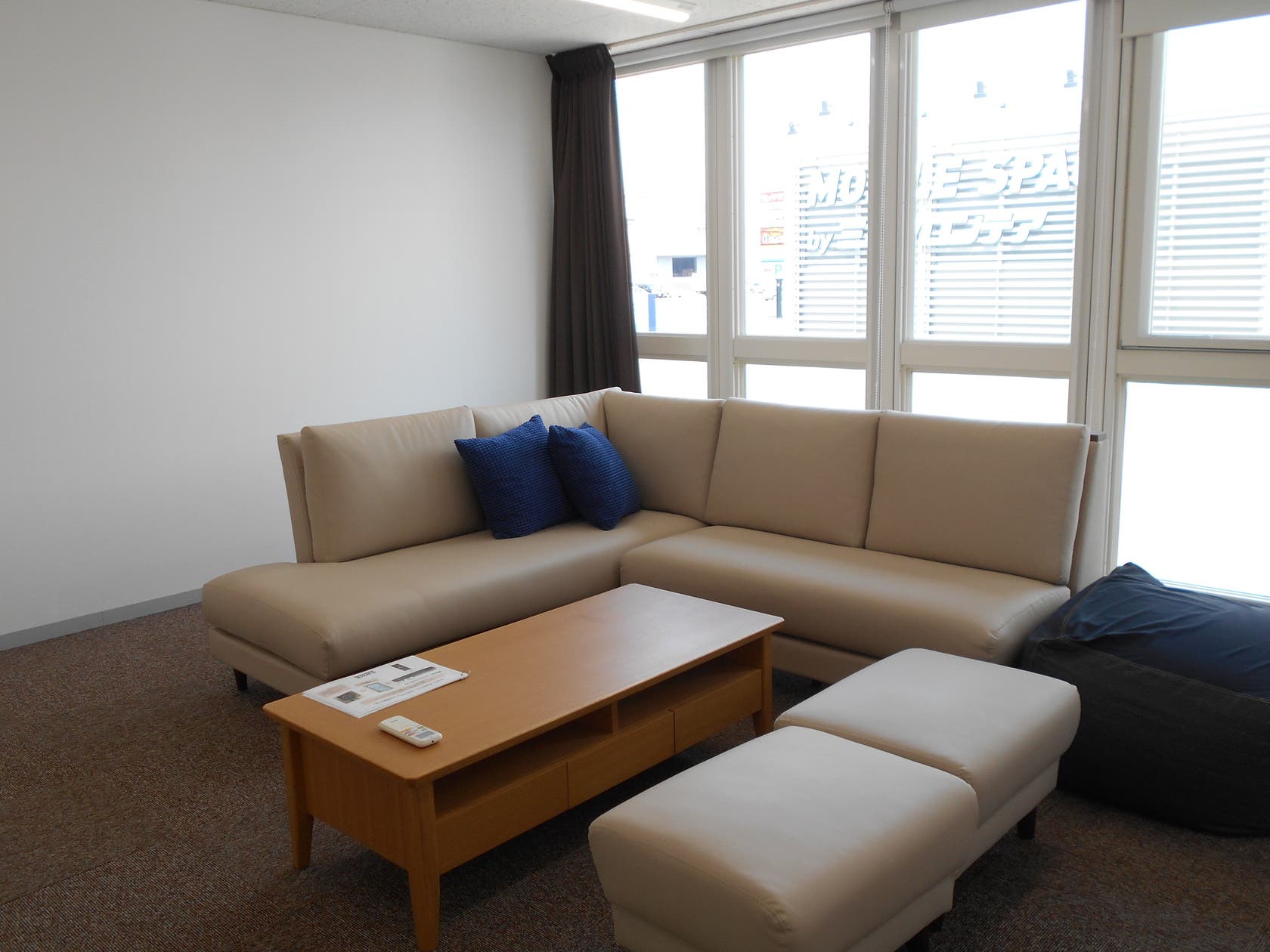 【Living3】✨U-SPACE小牧店✨映画鑑賞や打ち合わせスペースとしてもご利用いただけます♪Wi-Fi/小牧市の写真7