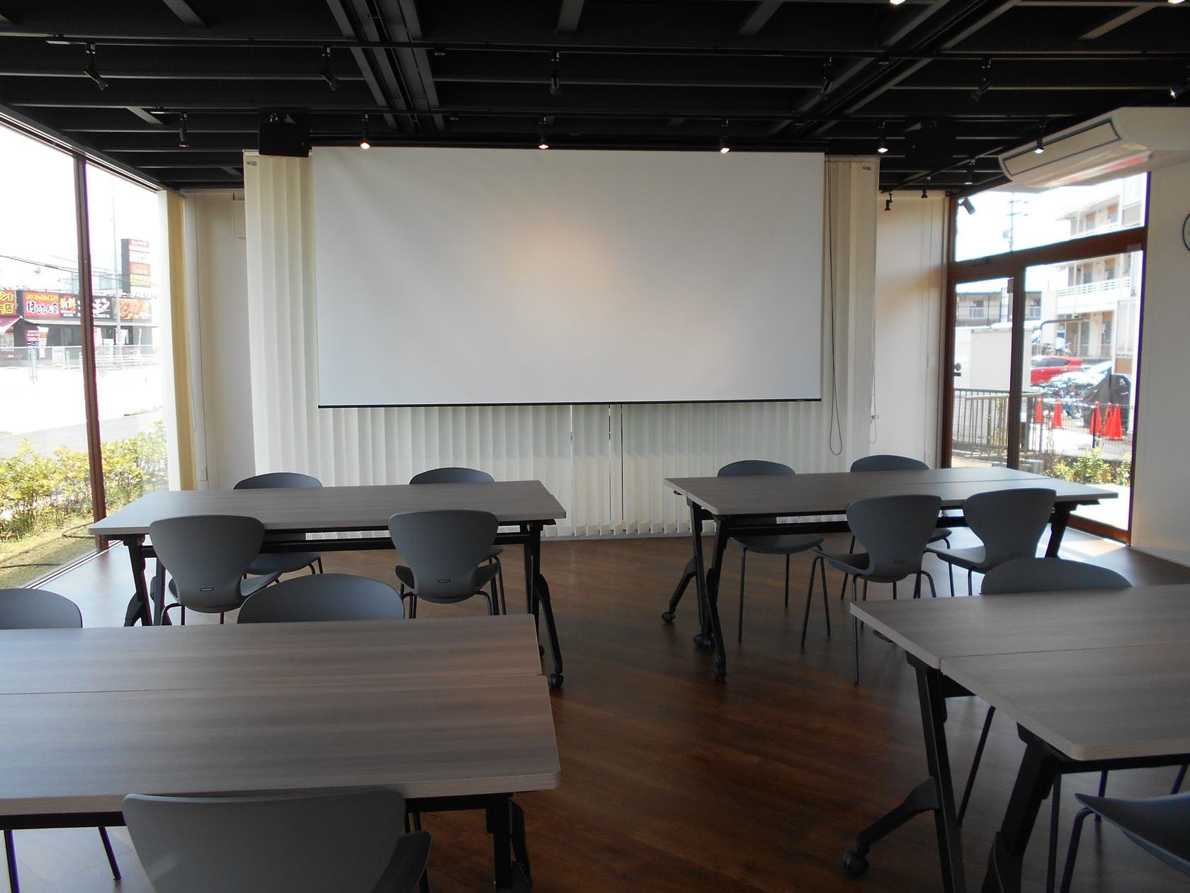 【Community】✨U-SPACE小牧店✨大鏡やプロジェクターなどが充実しています♪Wi-Fi/小牧市の写真18