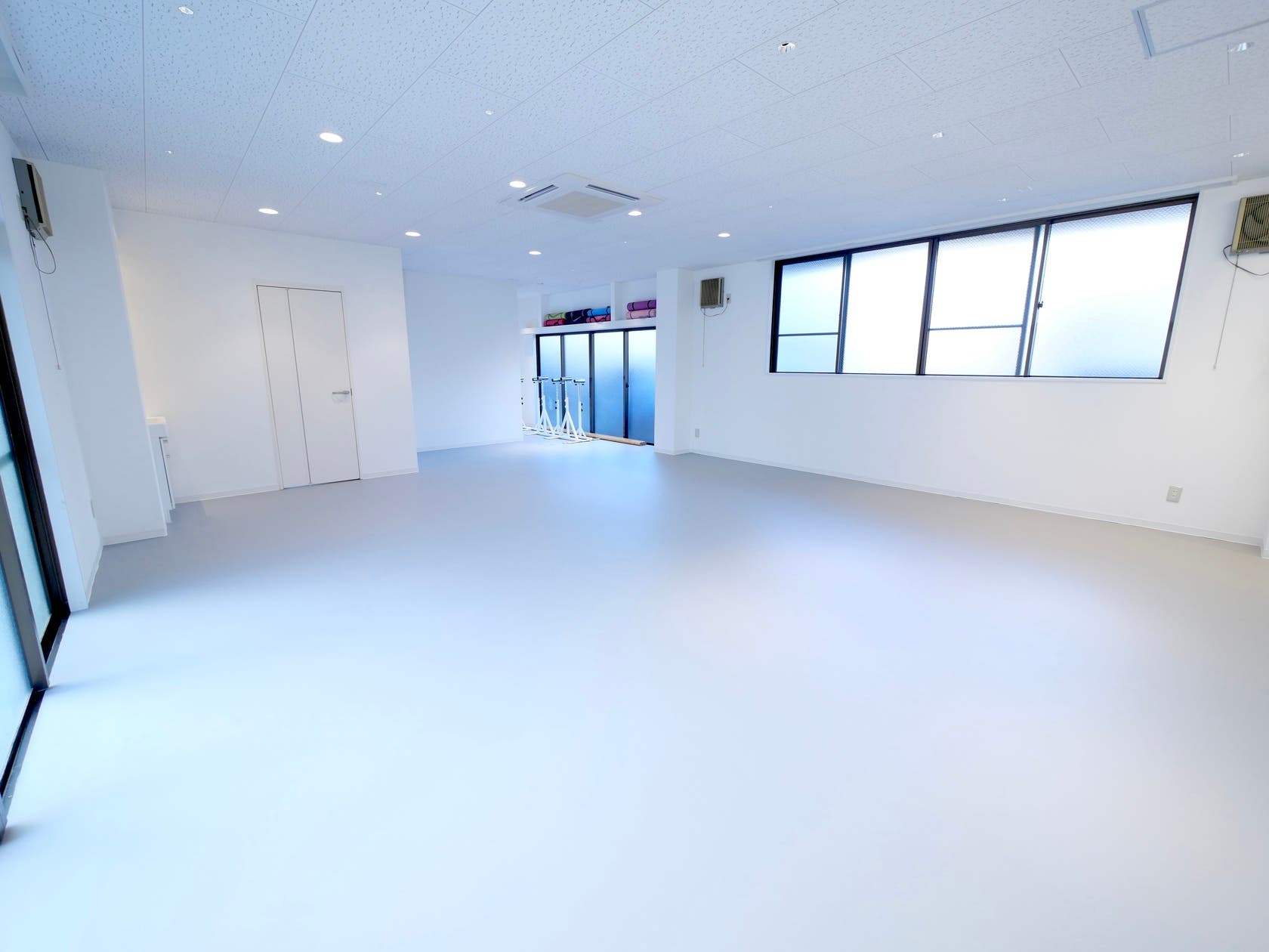 【北千住駅6分】地域最大約50平米｜リノリュウム床｜バレエバー完備｜横6m×縦7m｜清潔感有｜20人ほどで丁度👍の写真5