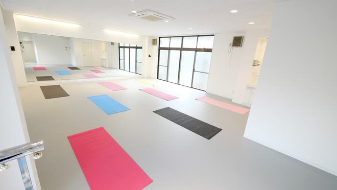 【北千住駅6分】地域最大約50平米|リノリュウム床|バレエバー完備|横6m×縦7m|清潔感有|20人ほどで丁度👍の写真10