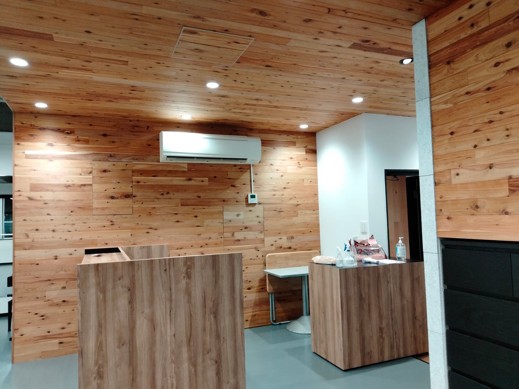 ＜薬院大通駅１分＞ダンスができるレンタルスタジオ/幅9.0m高さ2.0ⅿの鏡付き/グループ・個人練習に最適の写真5