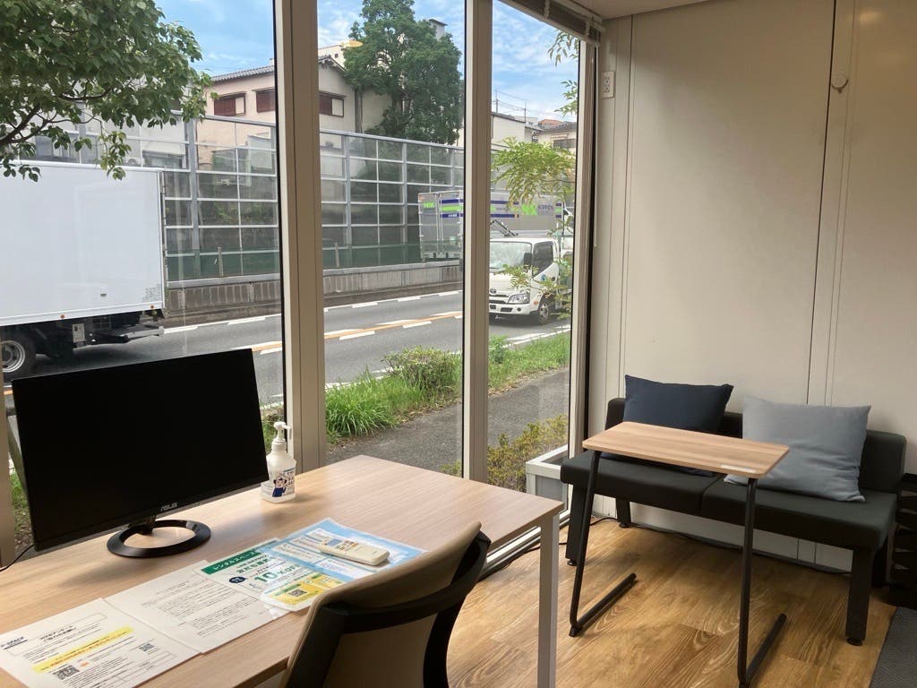 【Work】✨U-SPACE枚方店✨集中できる個室空間となっております♪Wi-Fi/枚方市の写真1
