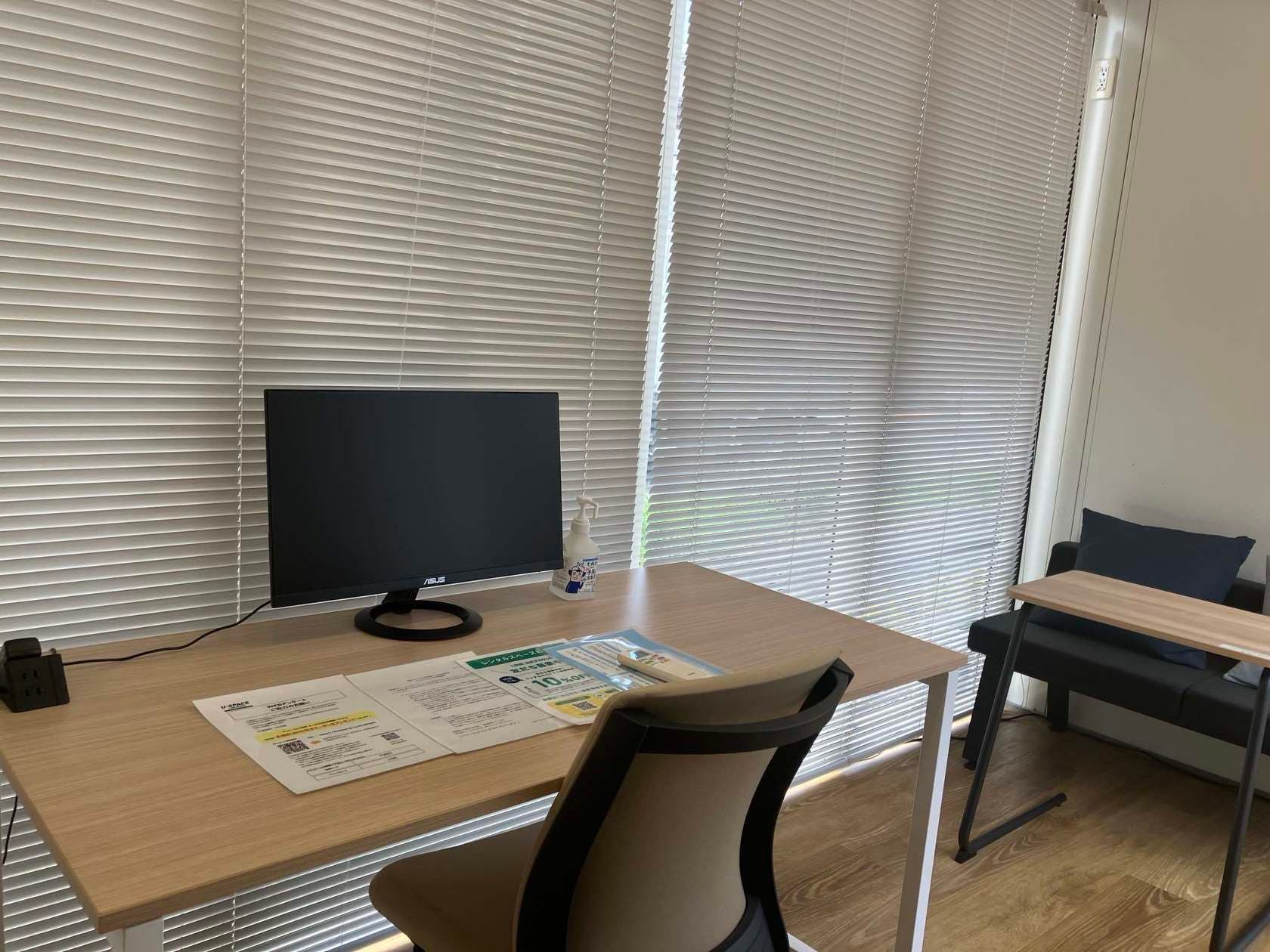 【Work】✨U-SPACE枚方店✨集中できる個室空間となっております♪Wi-Fi/枚方市の写真3