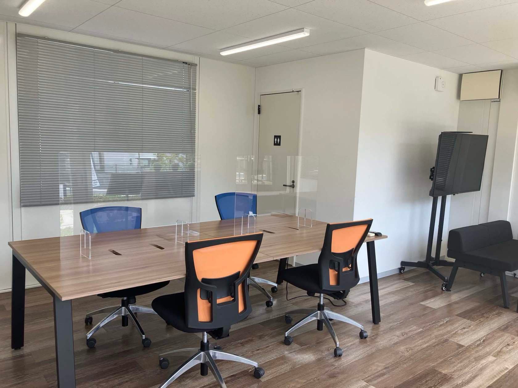 【Meeting】✨U-SPACE枚方店✨会議や打ち合わせにぴったりのオフィススペースです♪Wi-Fi/枚方市の写真2