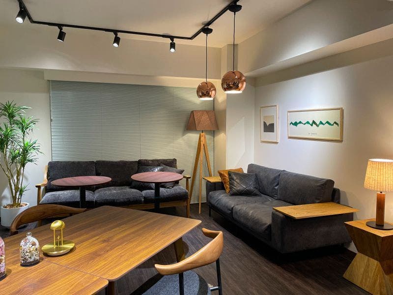 【茅場町3番出口すぐ】🌟おしゃれカフェ風空間を貸切🌟パーティー・各種イベント・撮影に最適❕大型モニター付き✨の写真4