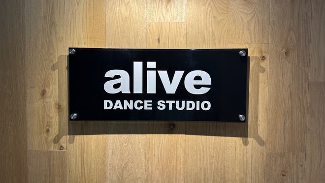 <薬院大通駅1分>ダンスができるレンタルスタジオ/幅9.0m高さ2.0ⅿの鏡付き/グループ・個人練習に最適の写真4