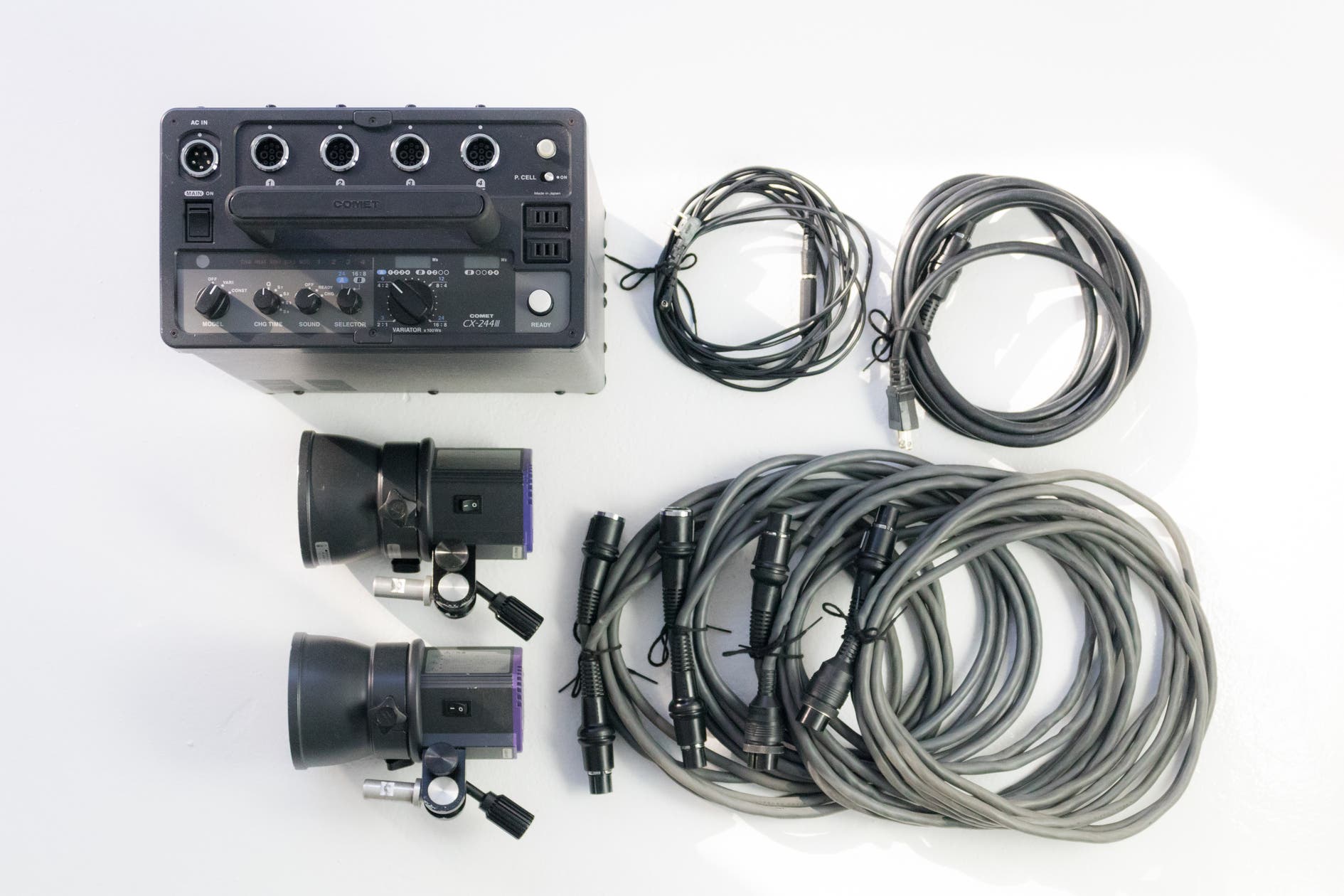 コメット2400Wストロボ2灯セットの画像1