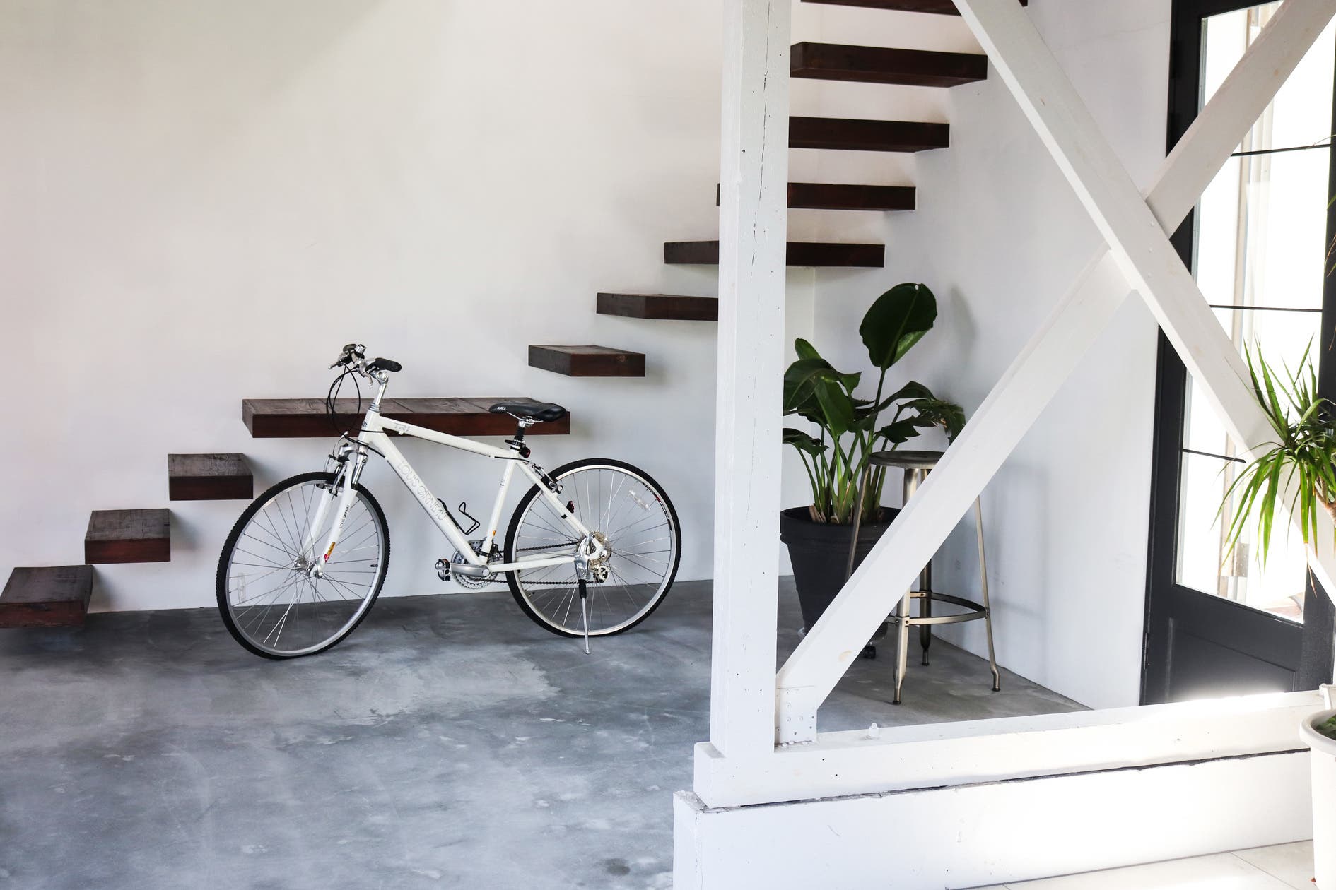 『スタジオフィールド』絵になる階段のある、庭付き自然光撮影スタジオ！インタビュー撮影、商品撮影などにの写真29