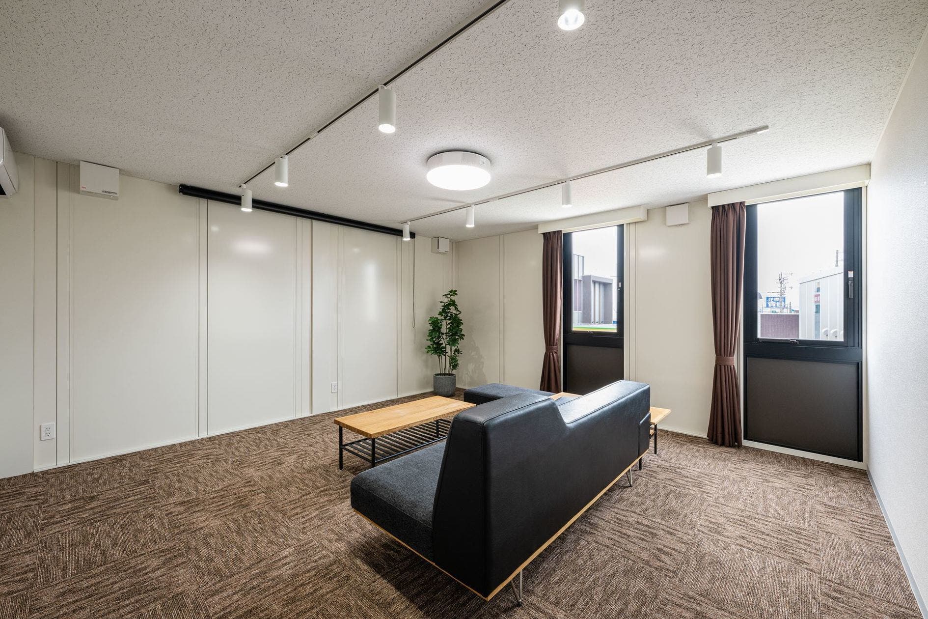 【Living2】✨U-SPACE堺美原店✨リビングをイメージしたちょっとした集まりに最適のスペースです♪Wi-Fi/堺市の写真5