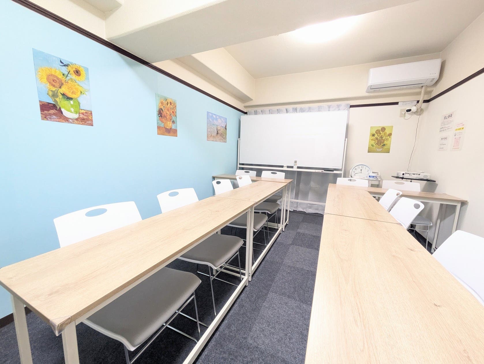 ⭐️割引期間中⭐️【天王寺駅1分にオープン！最大１２名着席可能】無料で光回線Wi-Fi、プロジェクター・ホワイトボードが使えるの写真9