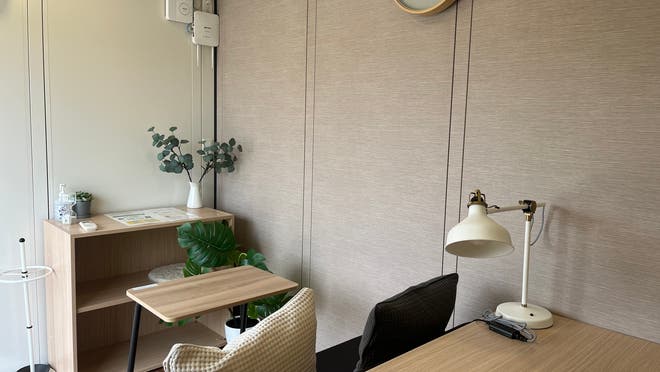 【Work】✨U-SPACE四日市店✨集中できる個室空間となっております♪Wi-Fi/四日市市の写真3