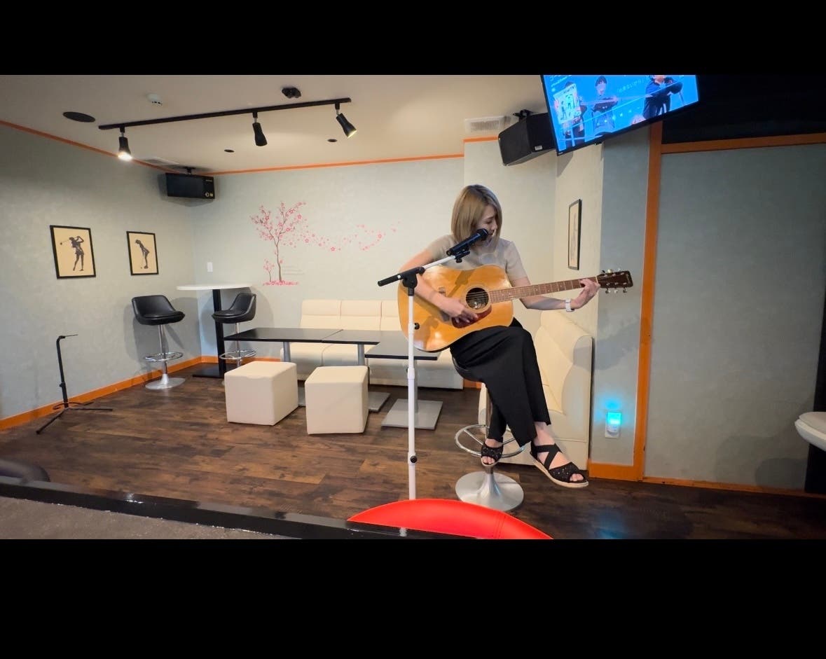 ギター貸出🎵マイクスタンド付き🎤（アコースティック）の画像2
