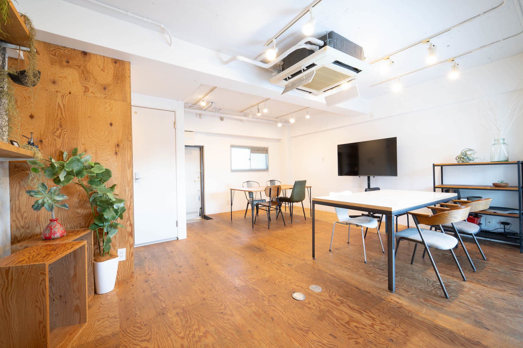 【原宿駅徒歩6分 / - B -（408号室）】撮影・会議に最適！プロジェクター・ネット環境完備の写真5