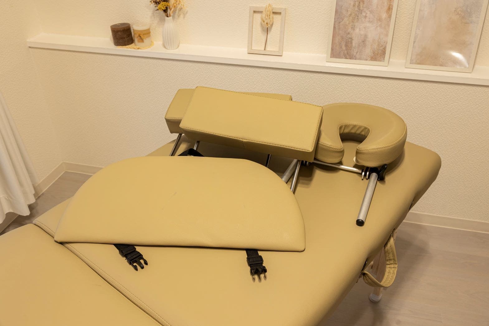 【完全個室】横浜駅徒歩５分☆白が基調のレンタルサロン☆清潔感◎、綺麗◎のレビュー多数の写真8