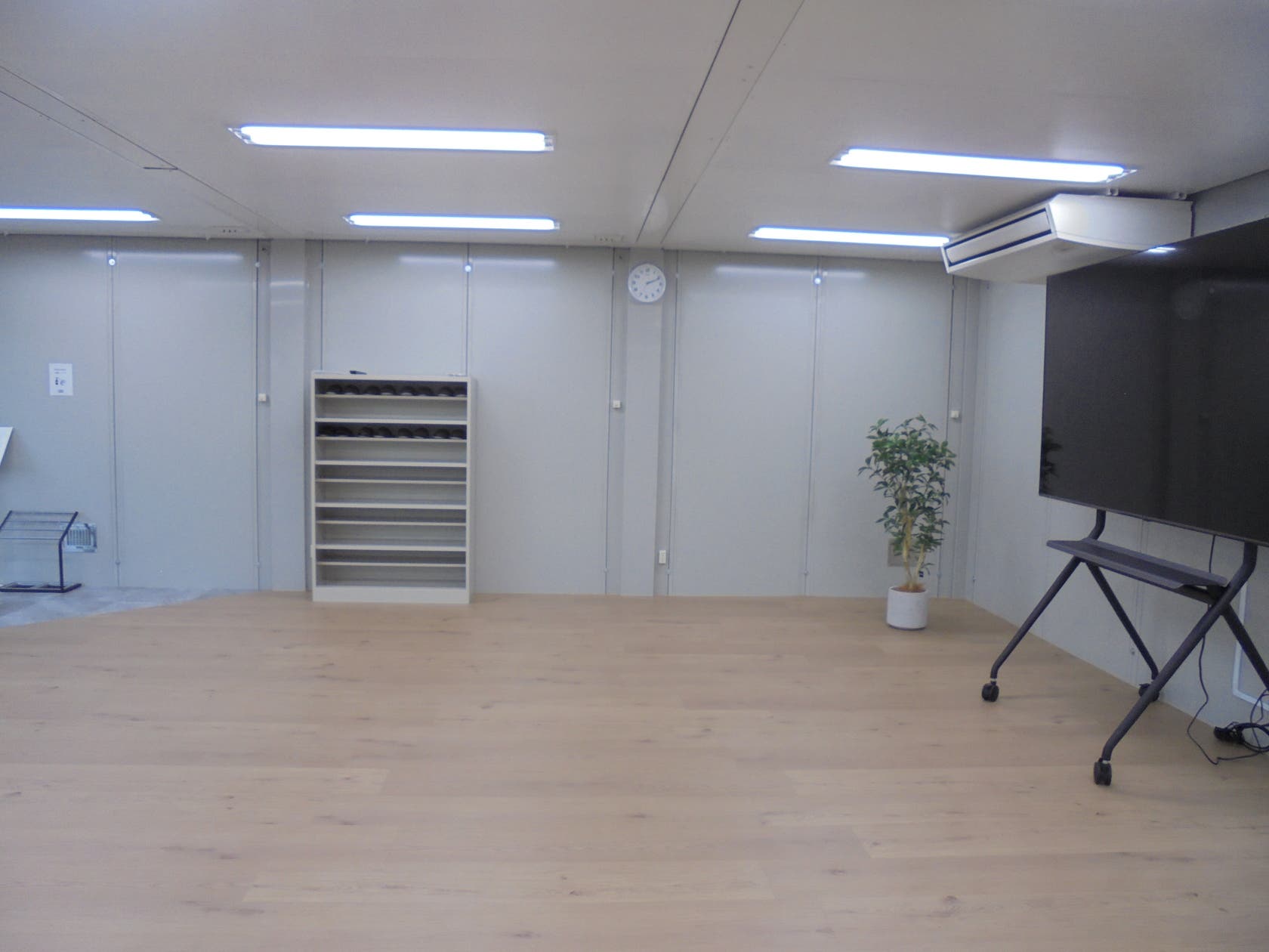 【Community】✨U-SPACE米子店✨大型モニター・大鏡などが充実しています♪Wi-Fi/米子市の写真10