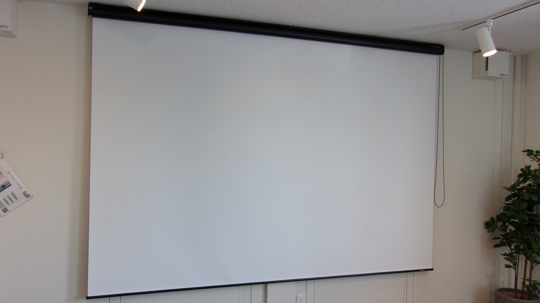 【Living】✨U-SPACE津店✨リビングをイメージしたちょっとした集まりに最適のスペースですWi-Fi/津市の写真10