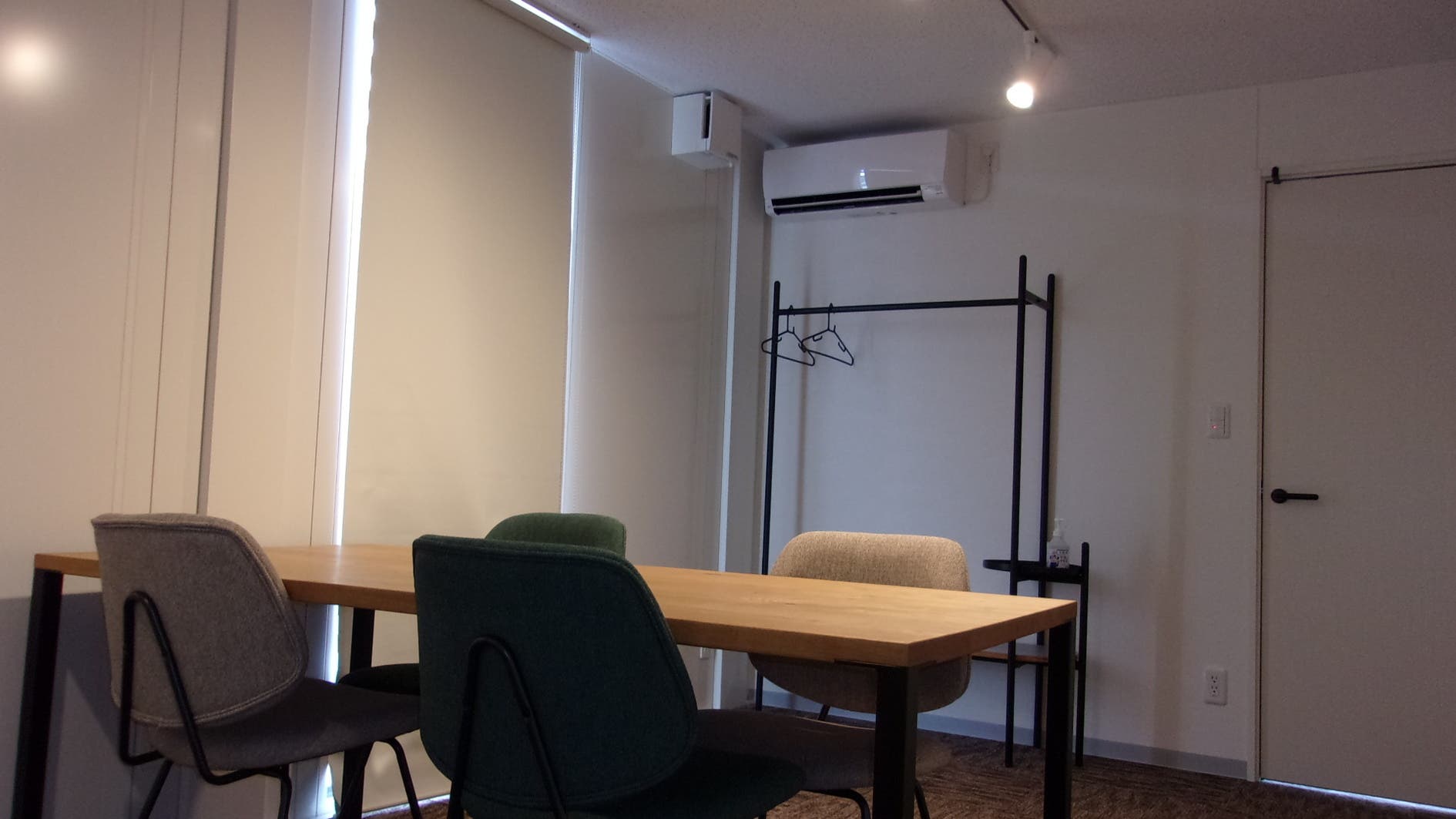 【Meeting1】✨U-SPACE津店✨会議や打ち合わせにぴったりのオフィススペースです♪Wi-Fi/津市の写真5