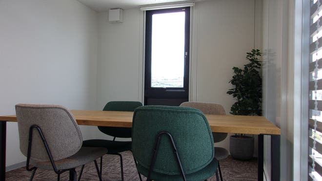【Meeting1】✨U-SPACE津店✨会議や打ち合わせにぴったりのオフィススペースです♪Wi-Fi/津市の写真3