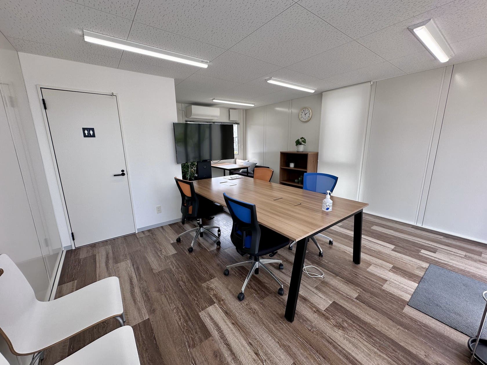 【Meeting】✨U-SPACE相生店✨会議や打ち合わせにぴったりのオフィススペースです♪Wi-Fi/相生店市の写真3