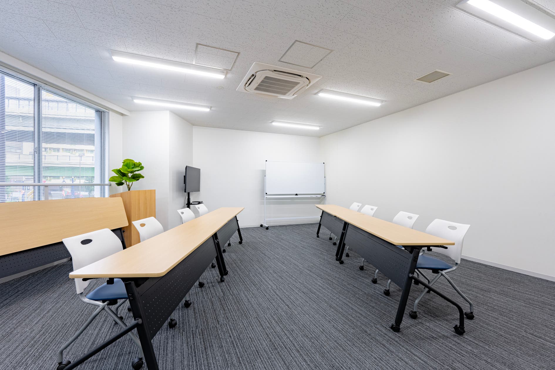 スペモ🏰池袋5分🤩会議💻ワークショップ📖勉強会👨‍🏫撮影🎥交流会📖505_SpemoWork池袋3rd（2階）の写真22