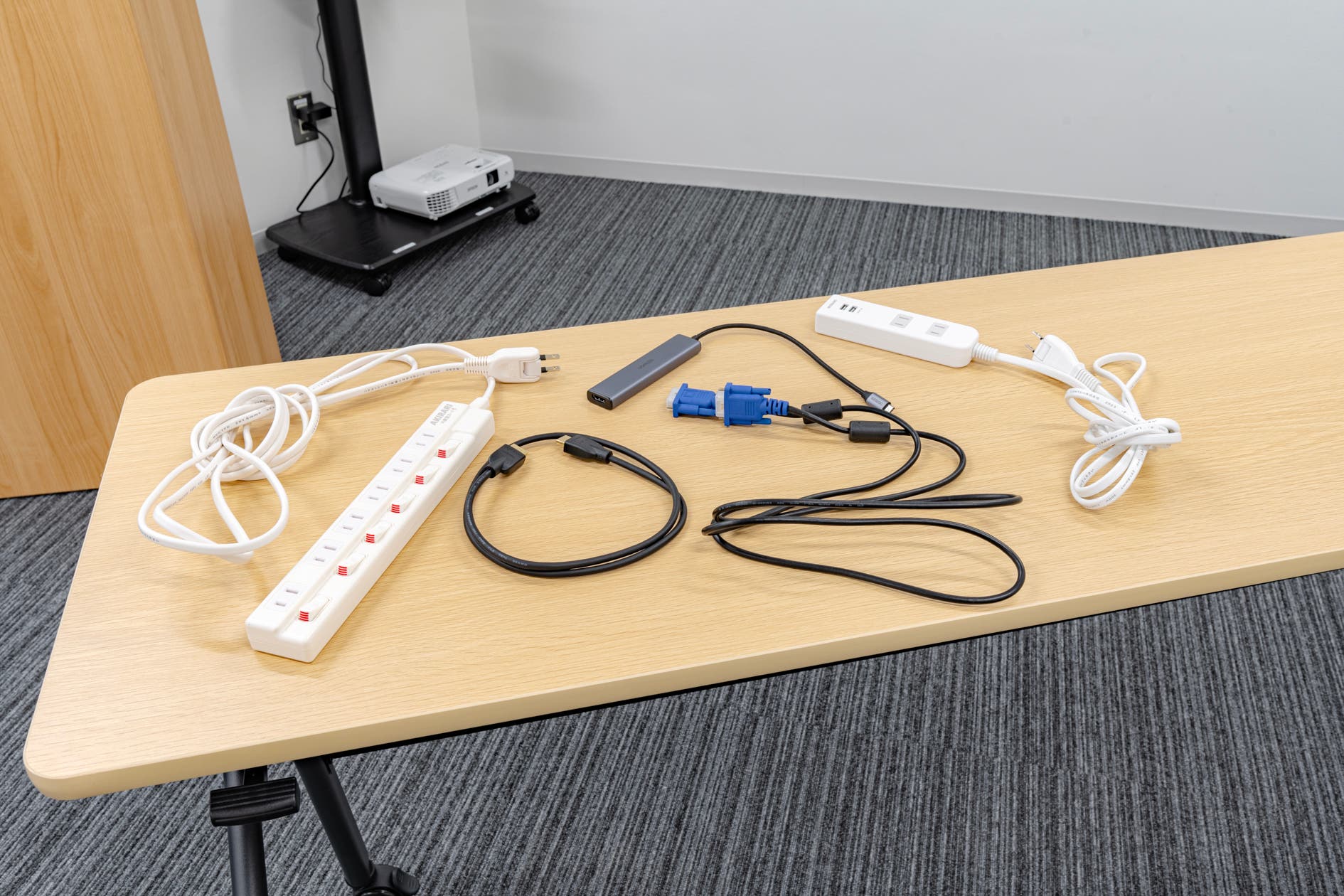 スペモ🏰池袋5分🤩会議💻ワークショップ📖勉強会👨‍🏫撮影🎥交流会📖505_SpemoWork池袋3rd（2階）の写真27