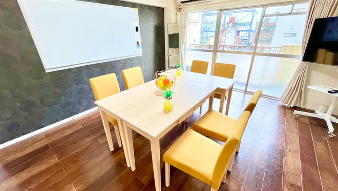 <オレンジ会議室🍊通町筋>【室内動画あり】⭐️熊本市役所隣⭐️50㌅TV⭐️全設備無料⭐️飲食可⭐️直前割の写真3