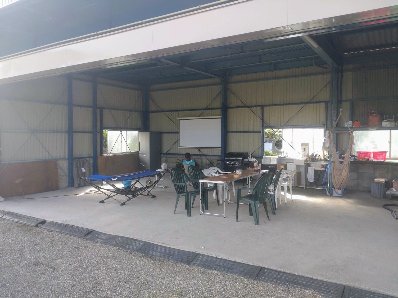 岐阜羽島　雨天でも安心のガレージBBQスペースの写真12