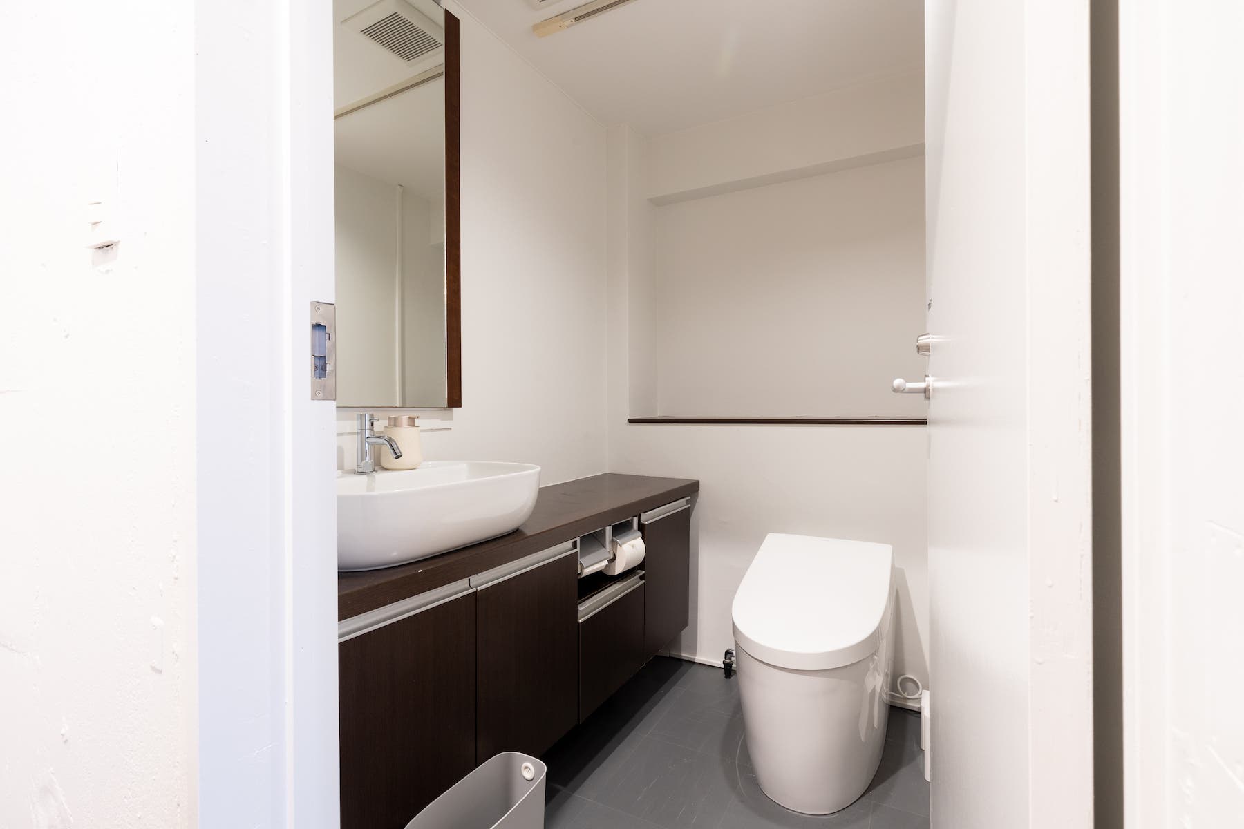 【目黒駅徒歩1分 / -ROOM2-】撮影・会議・セミナーに最適 / プロジェクター・スクリーンも完備の写真20