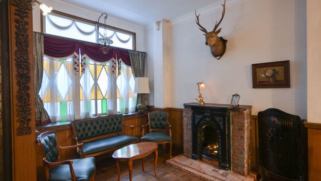 文京区千駄木 外観撮影もできる本格的洋館スタジオの写真3