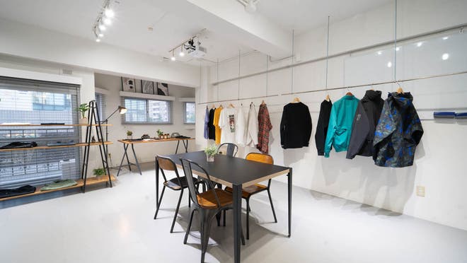 【原宿駅徒歩6分 / - C -(409号室)】 白壁・グレータイルの綺麗めハウススタジオ / 無料レンタル備品も充実の写真2