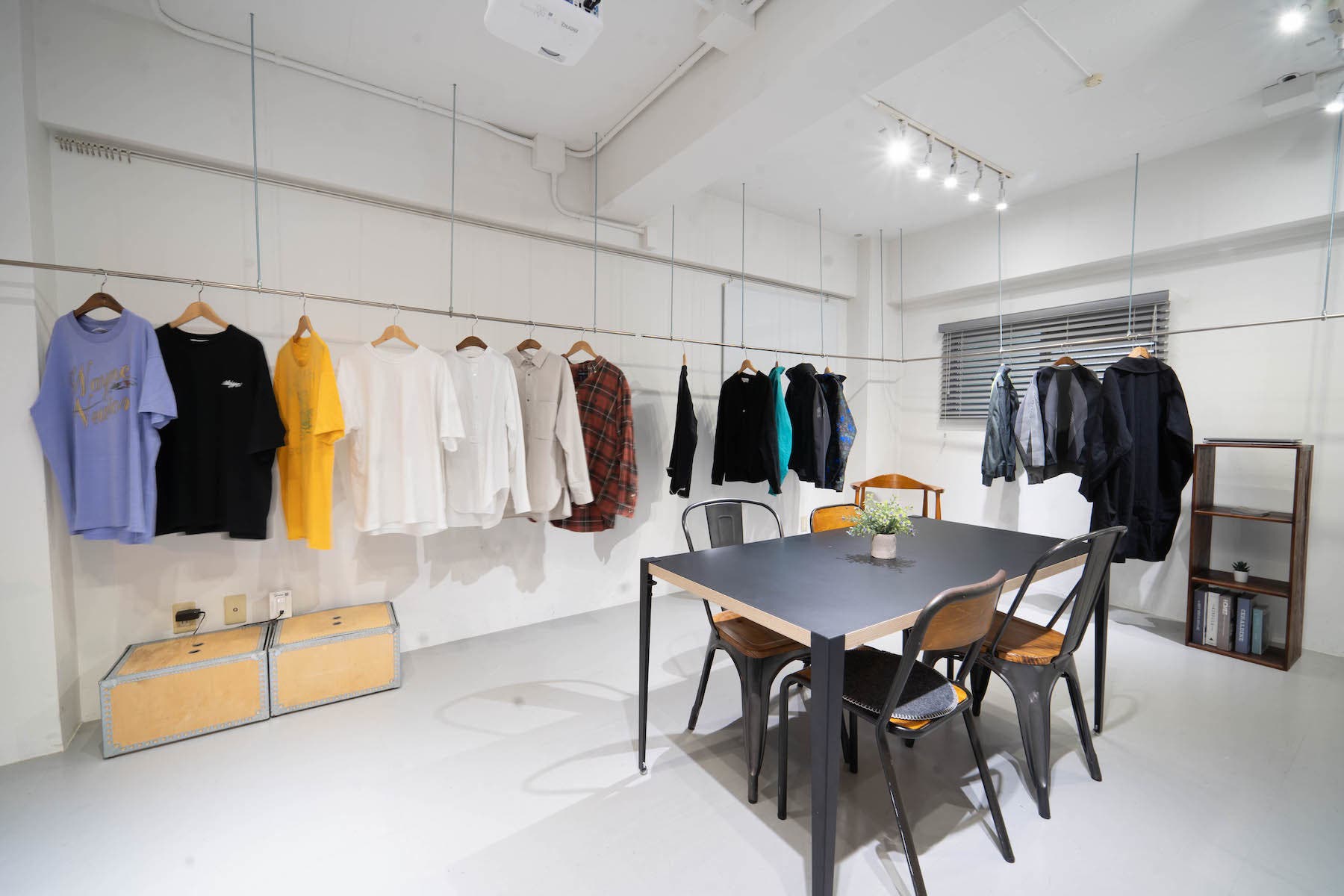 【原宿駅徒歩6分 / - C -（409号室）】 白壁・グレータイルの綺麗めハウススタジオ / 無料レンタル備品も充実の写真10