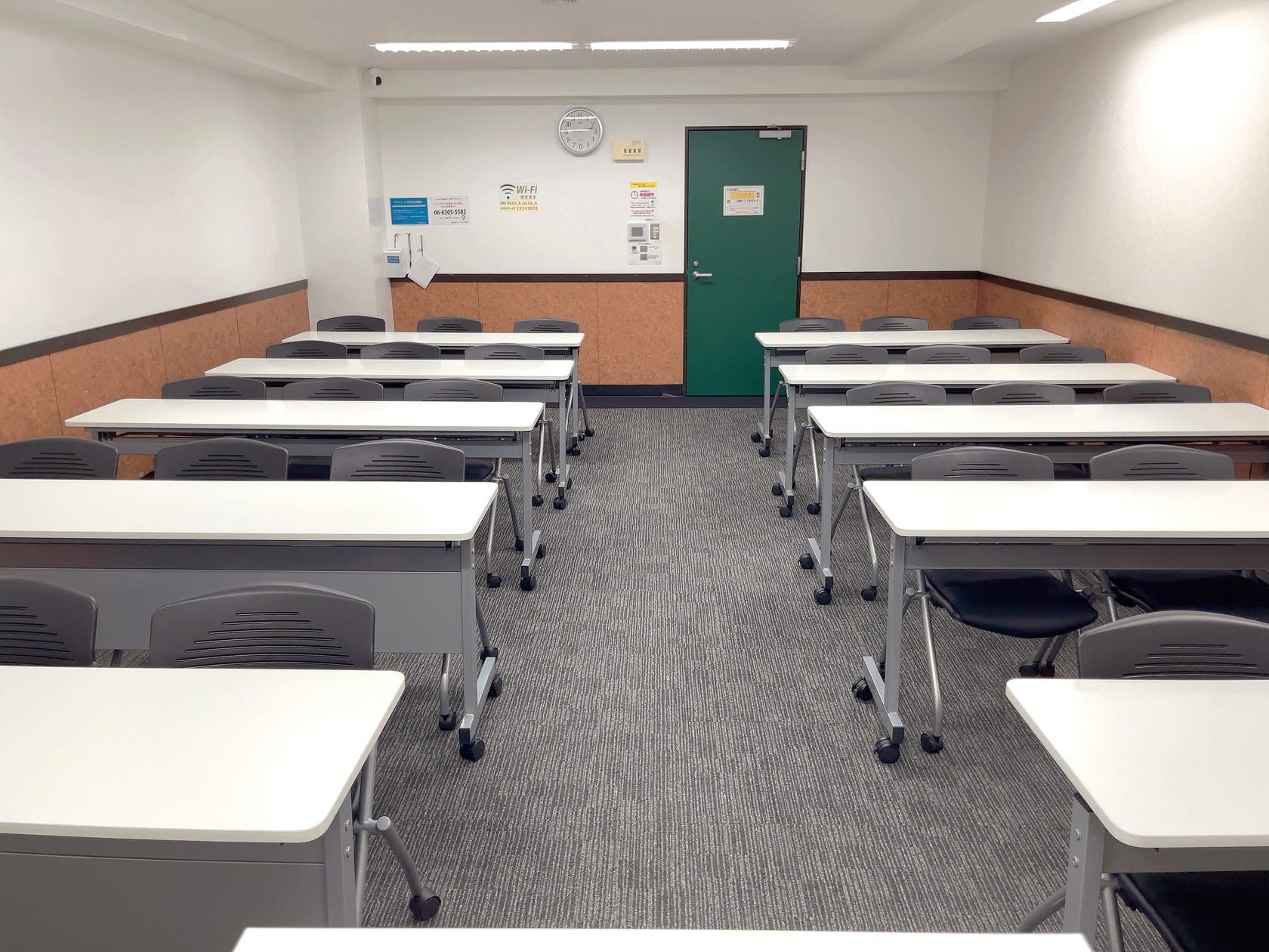 NLC新大阪8号館904号室【全て無料】プロジェクター・スクリーン・ホワイトボード★高速ネット回線NURO光の写真6